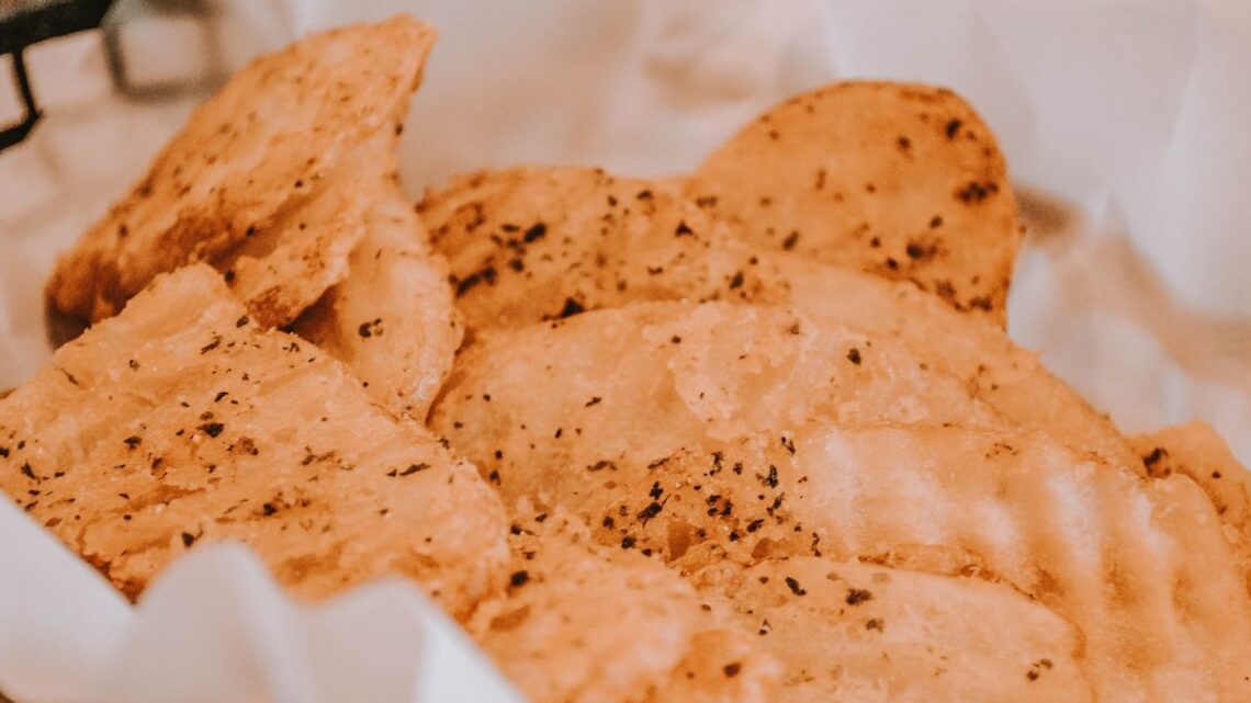 What happens if you eat expired chips - House Integrals